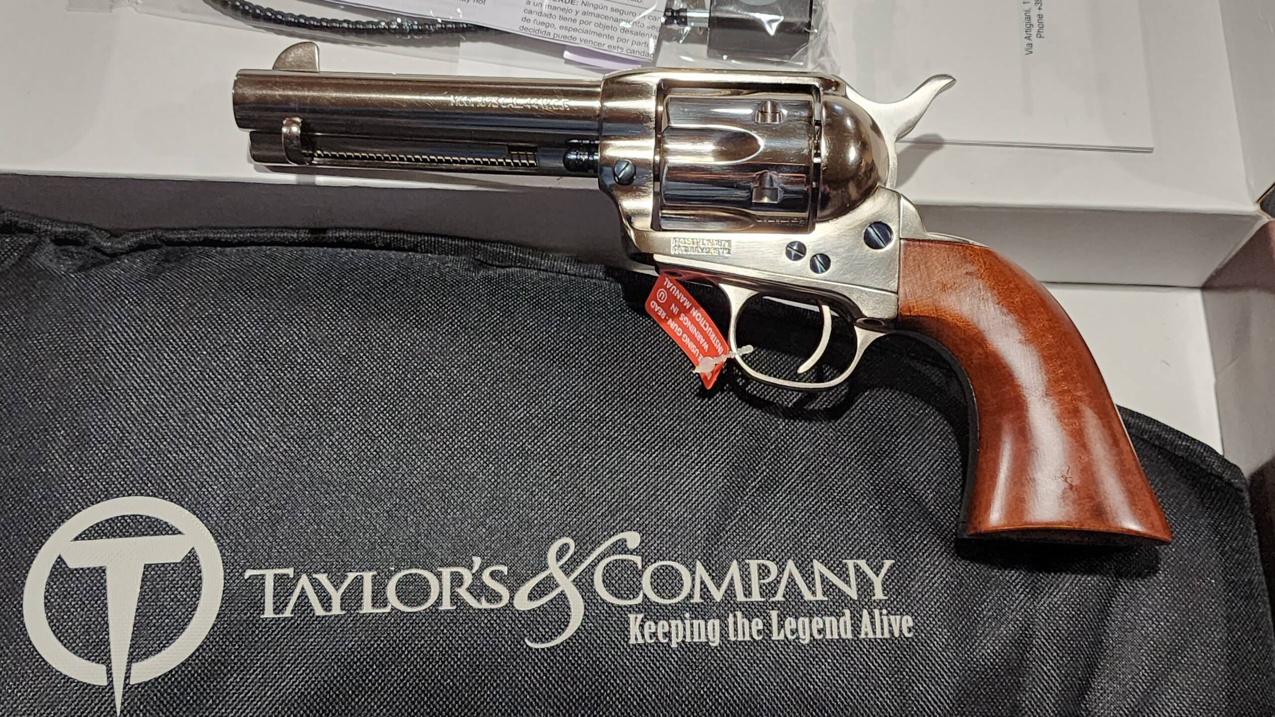 Taylors / Uberti 1873 Cattleman 4.75″ Nickel 44-40. 0420N00 / 550507 ...