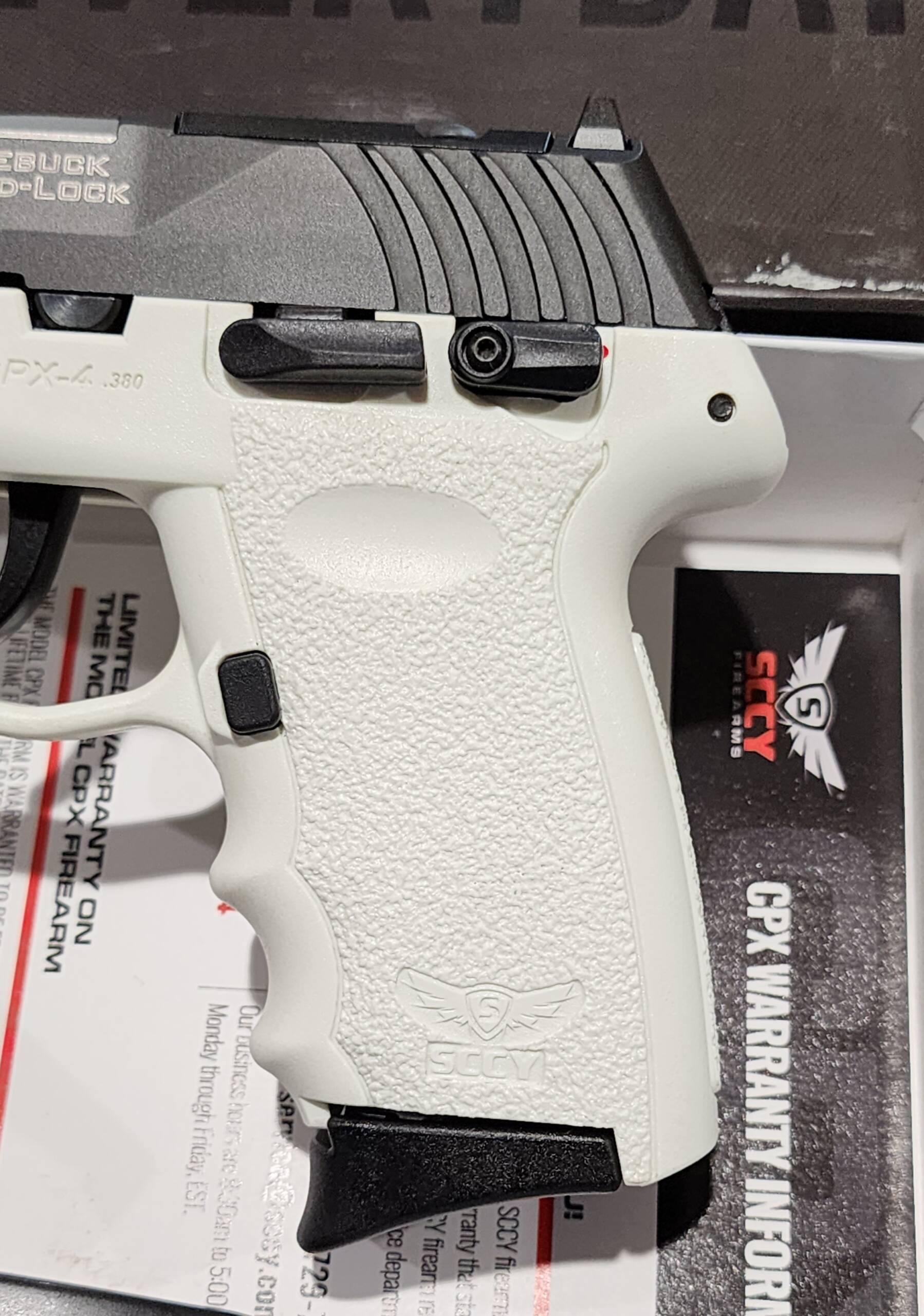 SCCY CPX4 White & Black, RDR & Safety 380auto 2mags CPX-4CBWTRDR NIB ...